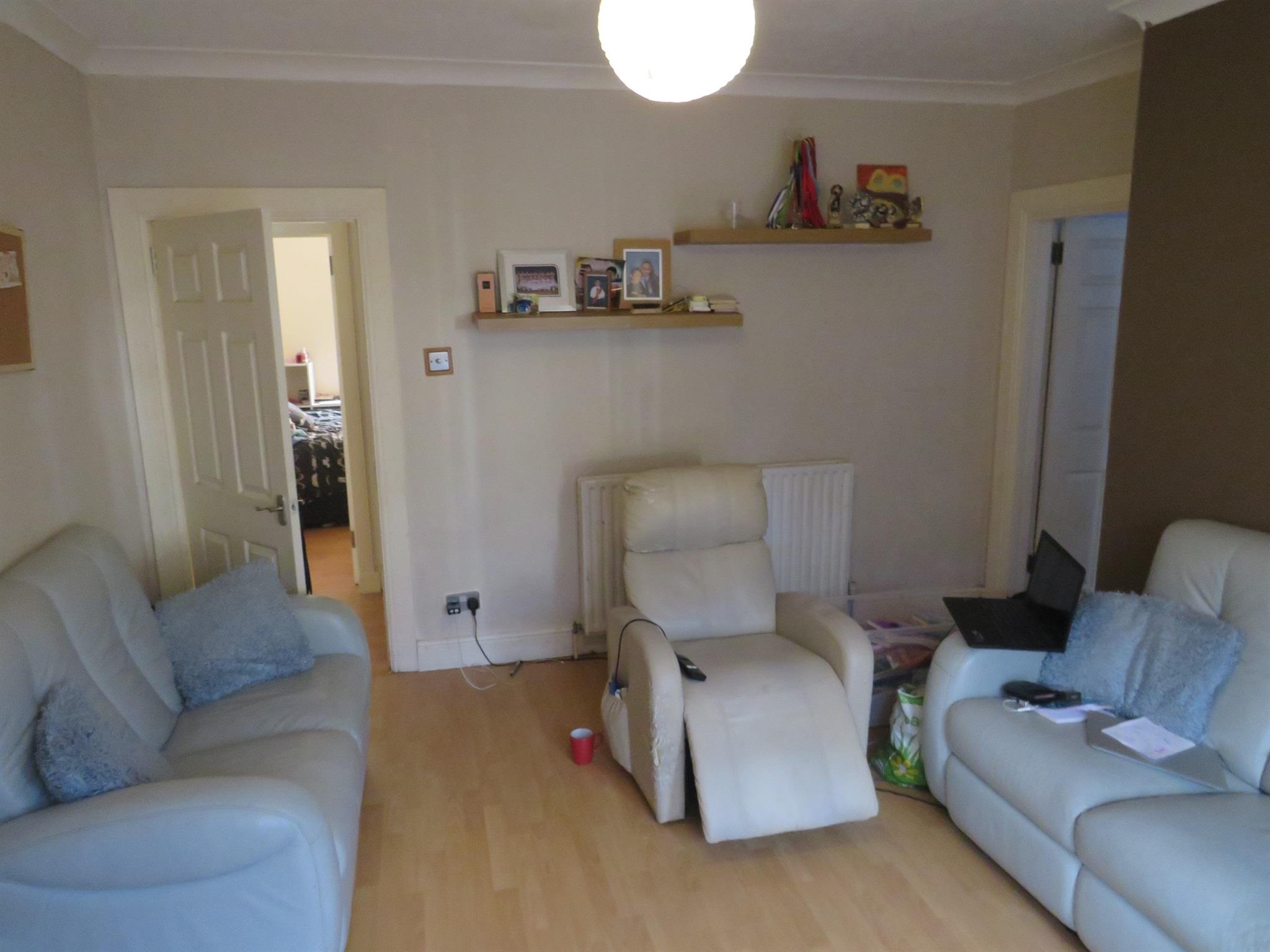 3 bedroom flat for sale, Boghead Avenue, Dumbarton, G82 2LU