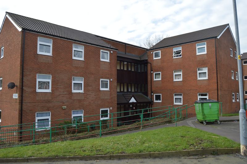 2 bedroom flat for sale, Kingfisher Court, Great Howarth, Rochdale ...