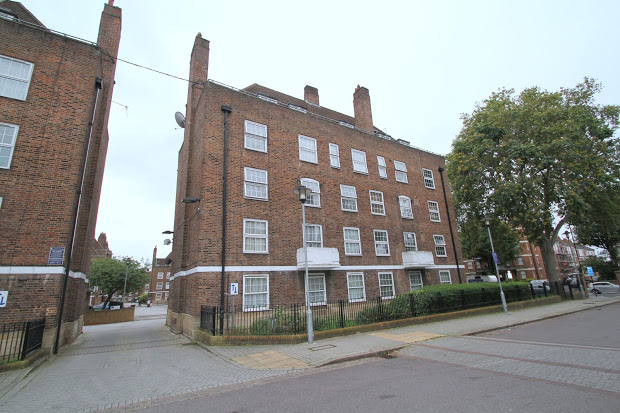 3 bedroom flat for sale, Clent House, Stamford Hill, London, N16 6RX