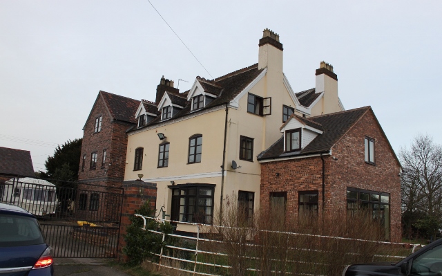 studio flat to rent, Upper Hattons Farm, Pendeford Hall Lane ...